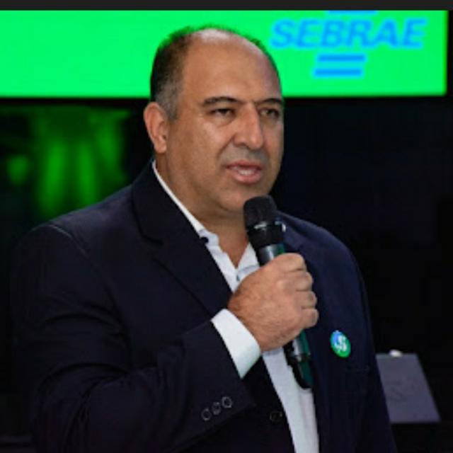 DESTAQUE NACIONAL - Conheça a história de Fernando Barbosa, visionário ...